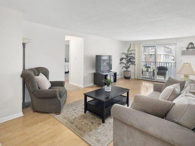 condo with 2 bedroom, Bridgewater MA DLS102027892