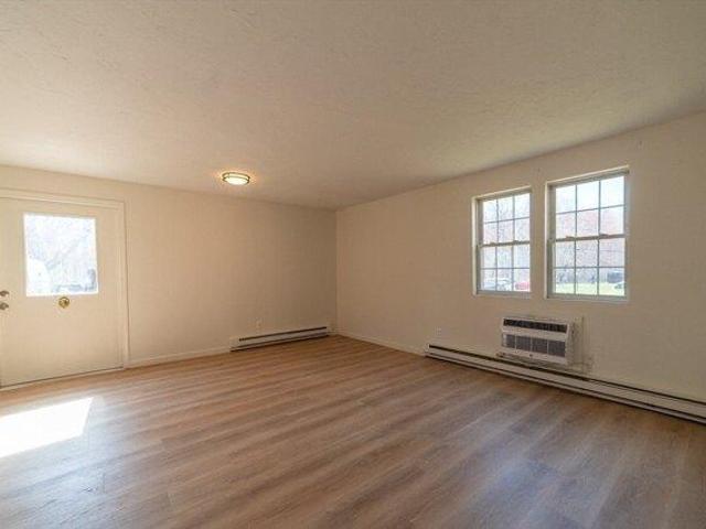 condo with 2 bedroom, Bridgewater MA ES103018969