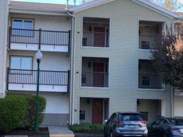 condo with 2 bedroom, Bridgeport CT DLS101897678