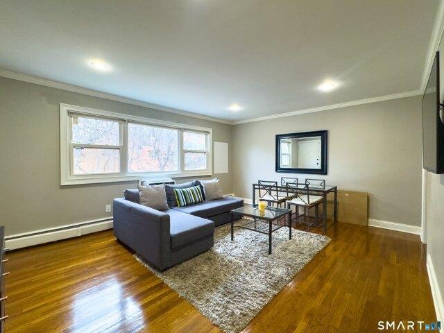 condo with 2 bedroom, Bridgeport CT DLS101801643