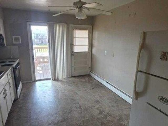 condo with 2 bedroom, Bridgeport CT DS104296395