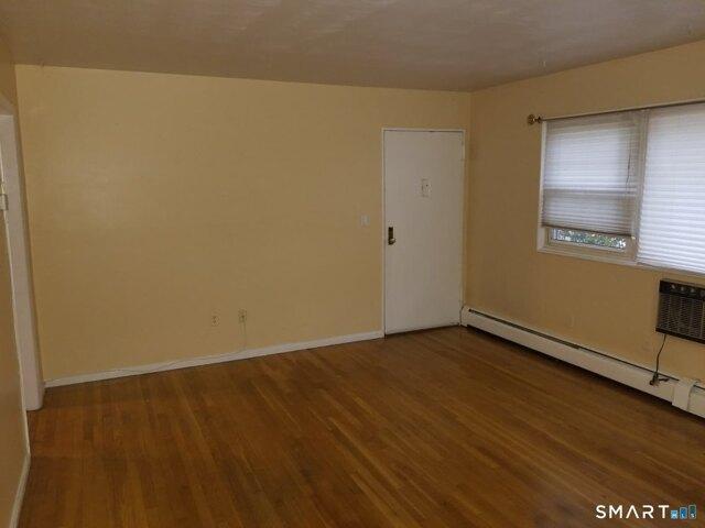 condo with 2 bedroom, Bridgeport CT DS102585563