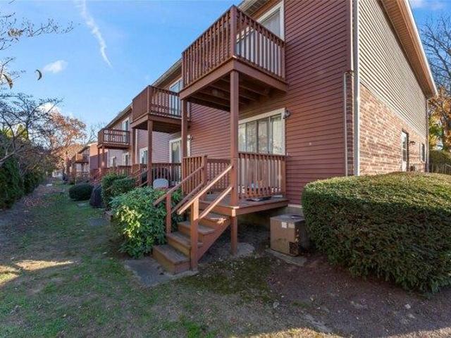 condo with 2 bedroom, Bridgeport CT DS88652046