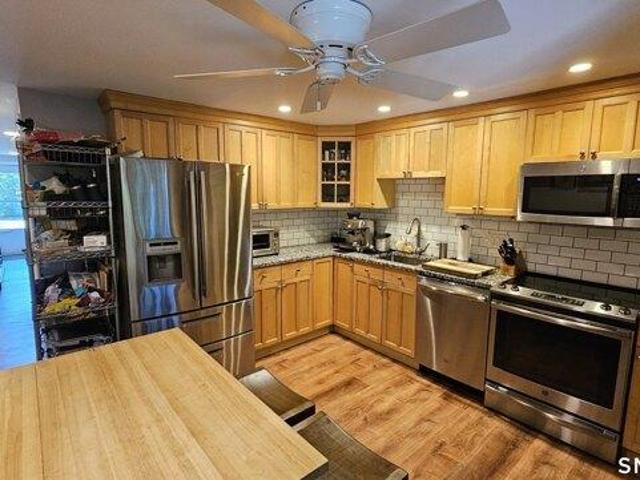 condo with 2 bedroom, Bridgeport CT ES104264110