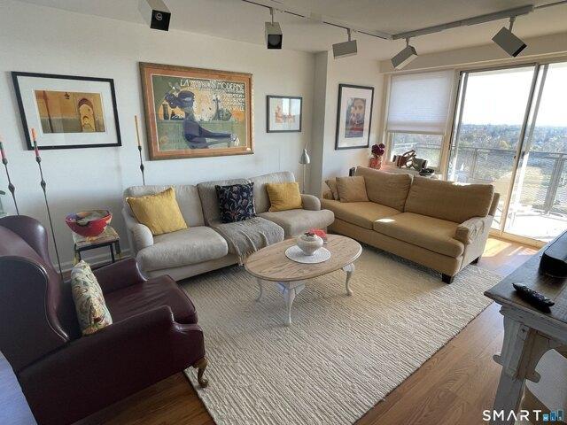 condo with 2 bedroom, Bridgeport CT ES104906427