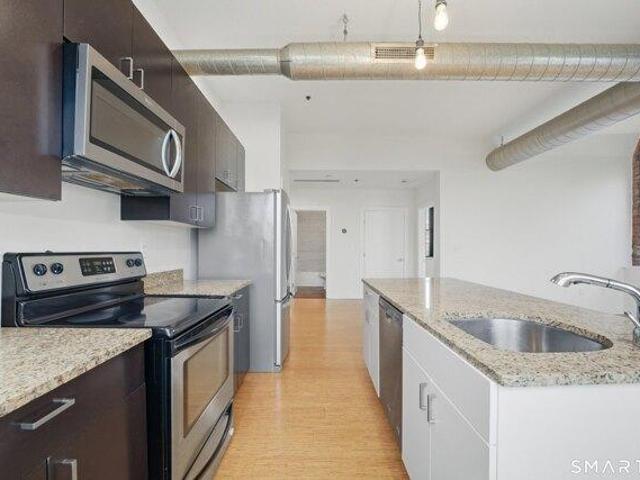 condo with 2 bedroom, Bridgeport CT ES105159042