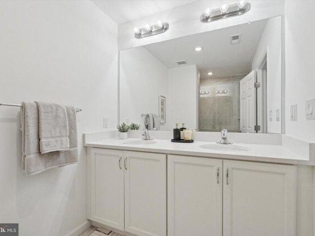 condo with 2 bedroom, Bristol PA ES104901291