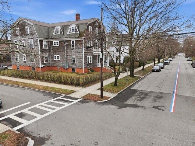 condo with 2 bedroom, Bristol RI DLS102121675