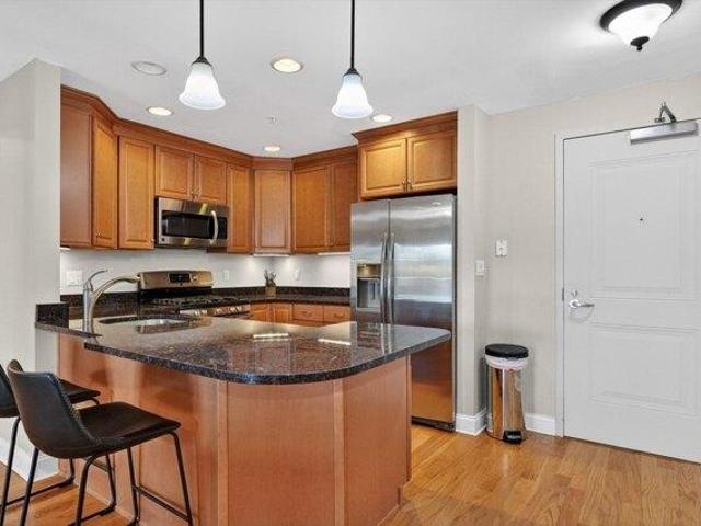 condo with 2 bedroom, Burlington MA DS104330809