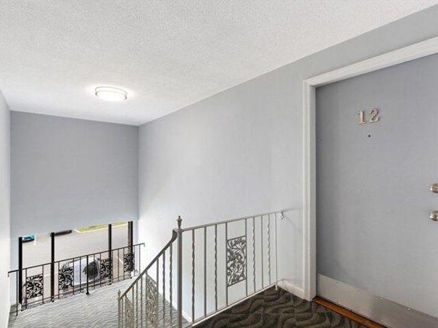condo with 2 bedroom, Burlington MA ES104236548