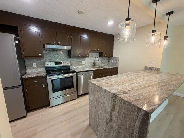 condo with 2 bedroom, Burlington MA ES104351175