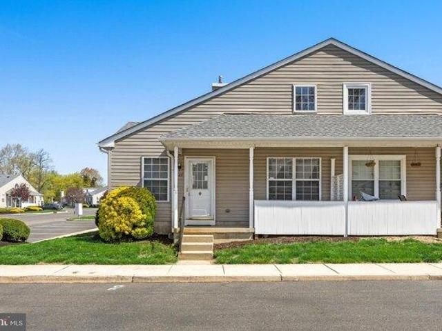 condo with 2 bedroom, Burlington NJ DS102314258