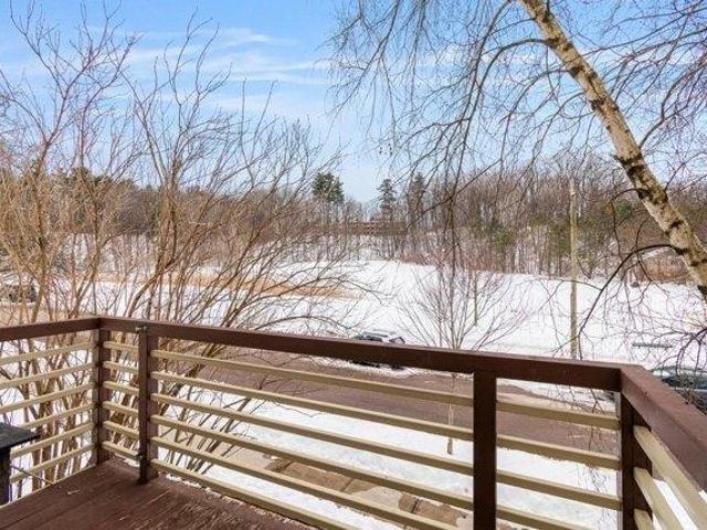 condo with 2 bedroom, Burlington VT DLS102063302