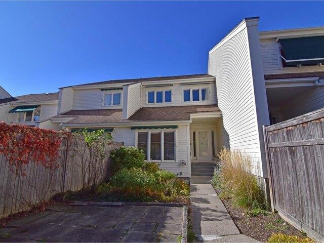 condo with 2 bedroom, Burlington VT DLS102778583