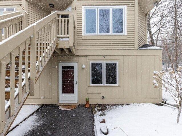 condo with 2 bedroom, Burlington VT DLS103072357