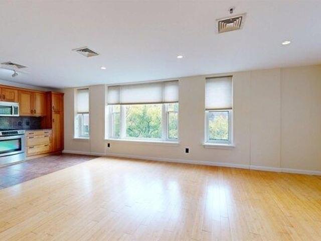 condo with 2 bedroom, Burlington VT DS102828065