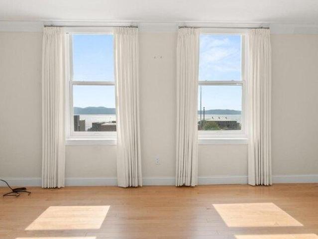 condo with 2 bedroom, Burlington VT DS103666562