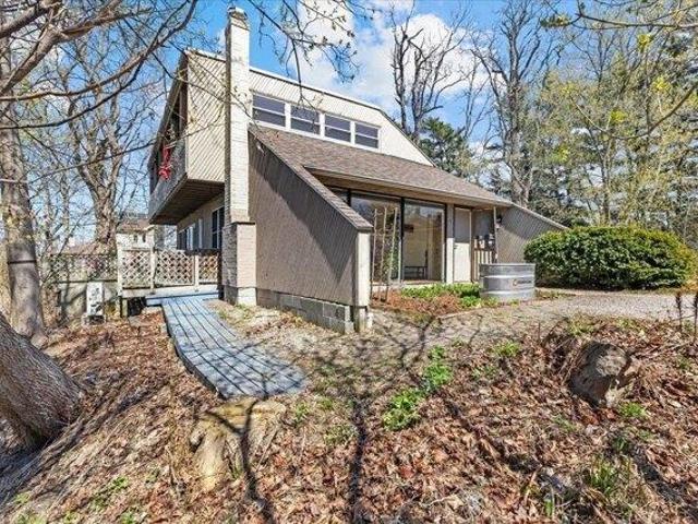 condo with 2 bedroom, Burlington VT ES104606302