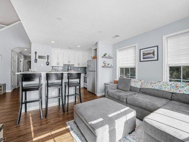 condo with 2 bedroom, Butler NJ DS102561865
