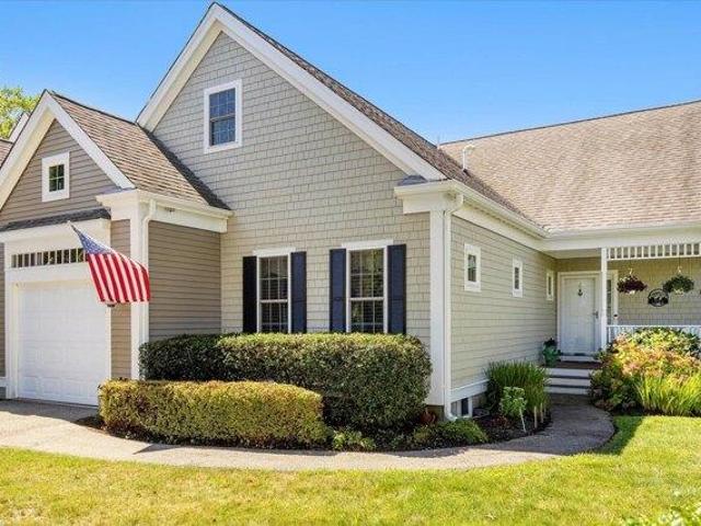condo with 2 bedroom, Buzzards Bay MA ES103019832
