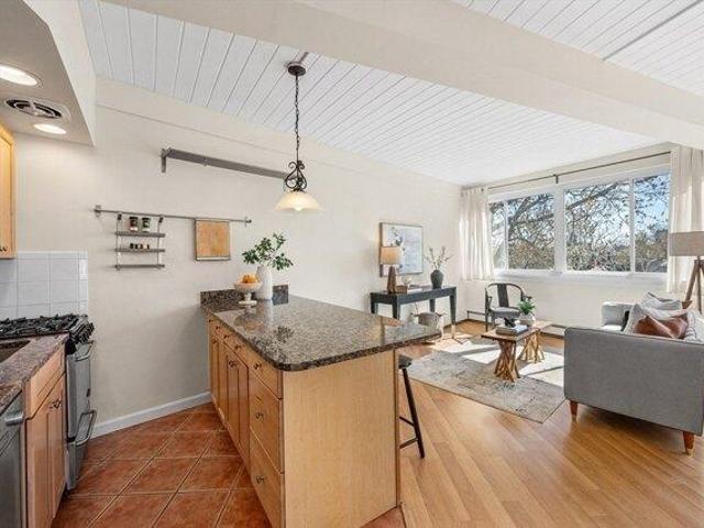 condo with 2 bedroom, Cambridge MA DLS102477741