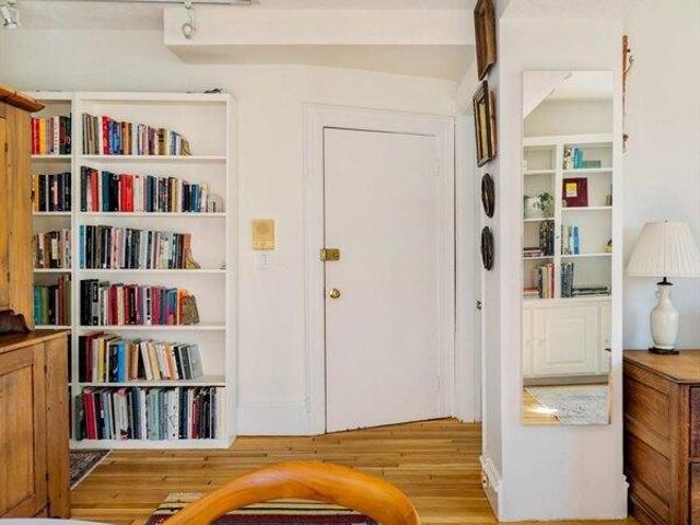 condo with 2 bedroom, Cambridge MA DS102633604