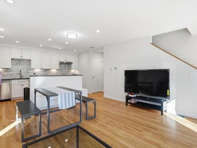 condo with 2 bedroom, Cambridge MA DS102120463