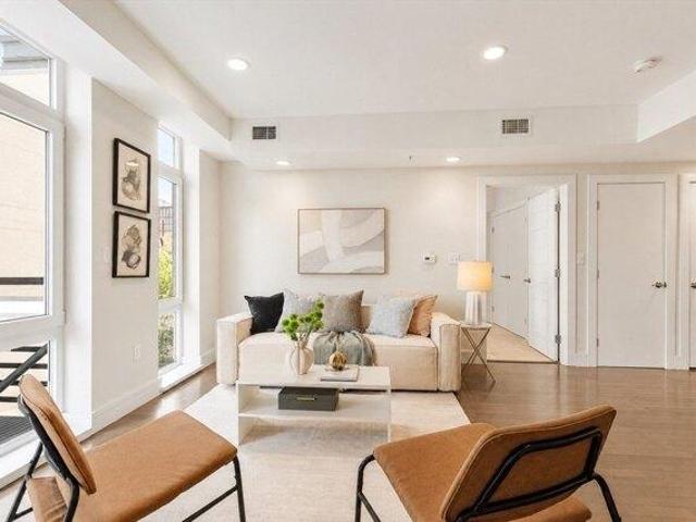 condo with 2 bedroom, Cambridge MA ES102824303