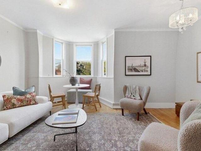 condo with 2 bedroom, Cambridge MA ES103432008