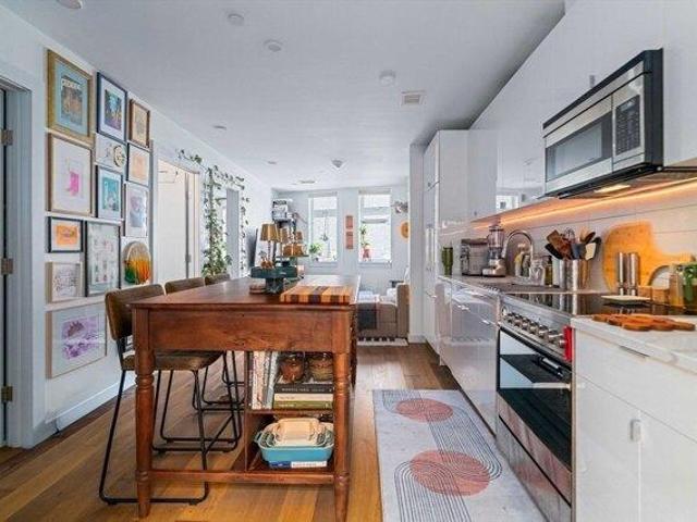 condo with 2 bedroom, Cambridge MA ES104808287