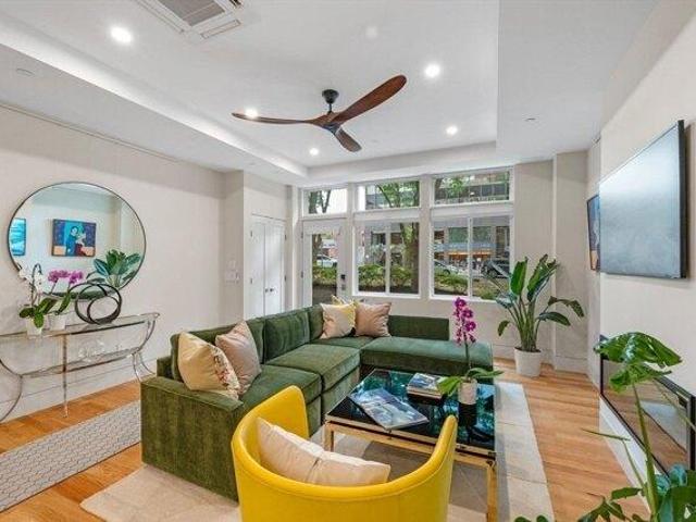 condo with 2 bedroom, Cambridge MA ES105058850