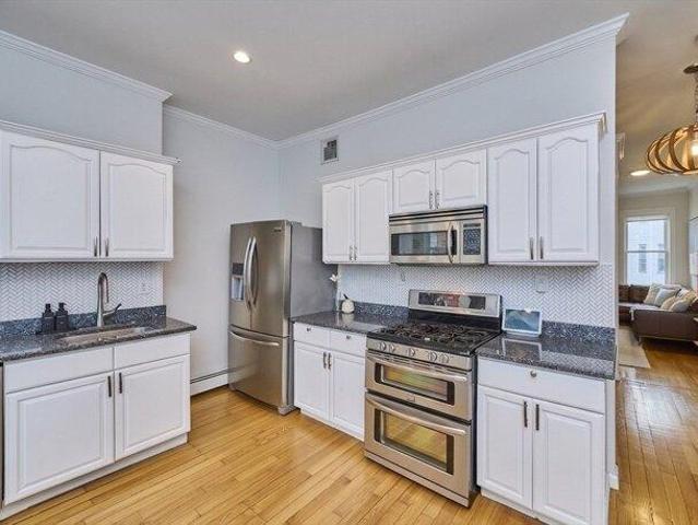 condo with 2 bedroom, Cambridge MA ES105116715