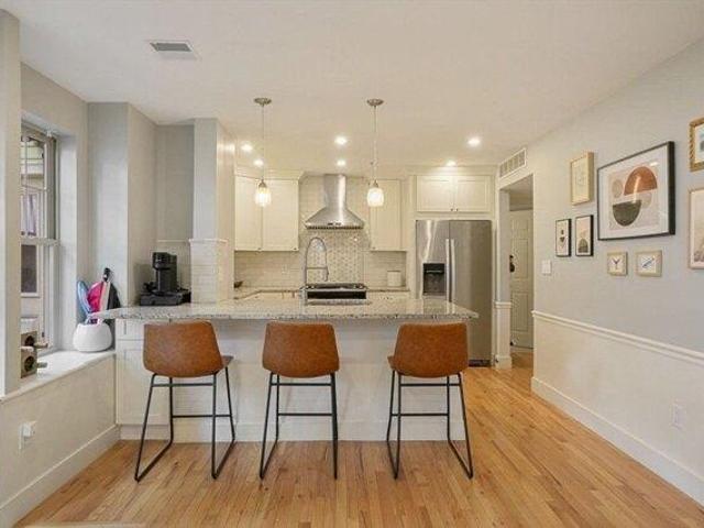 condo with 2 bedroom, Canton MA DLS103017693