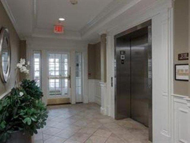 condo with 2 bedroom, Canton MA DS103248390