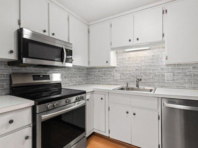 condo with 2 bedroom, Canton MA DS104446298