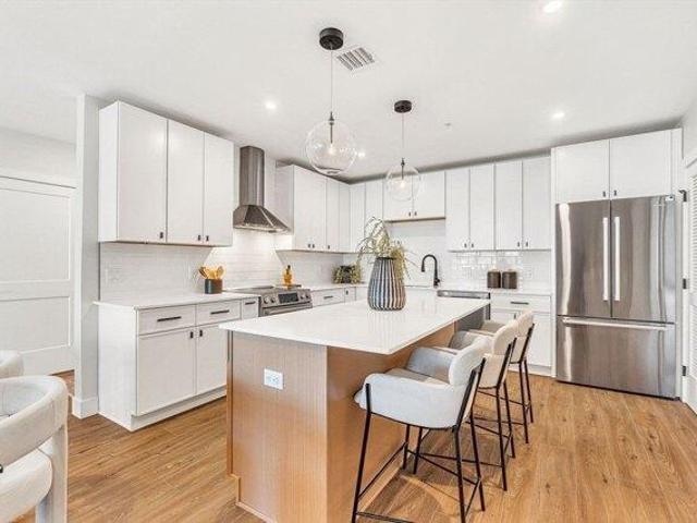 condo with 2 bedroom, Canton MA ES103037836