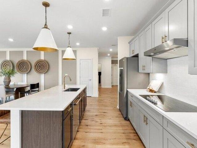 condo with 2 bedroom, Canton MA ES104904426