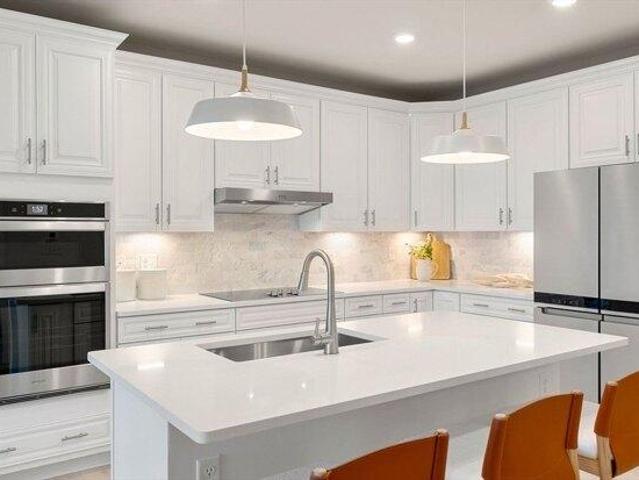 condo with 2 bedroom, Canton MA ES104907349