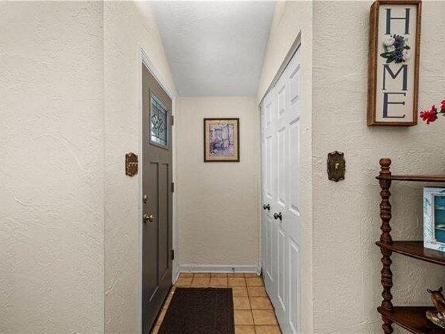 condo with 2 bedroom, Canonsburg PA ES104902052