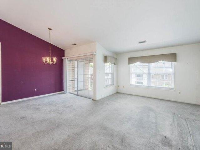 condo with 2 bedroom, Catonsville MD ES103625517