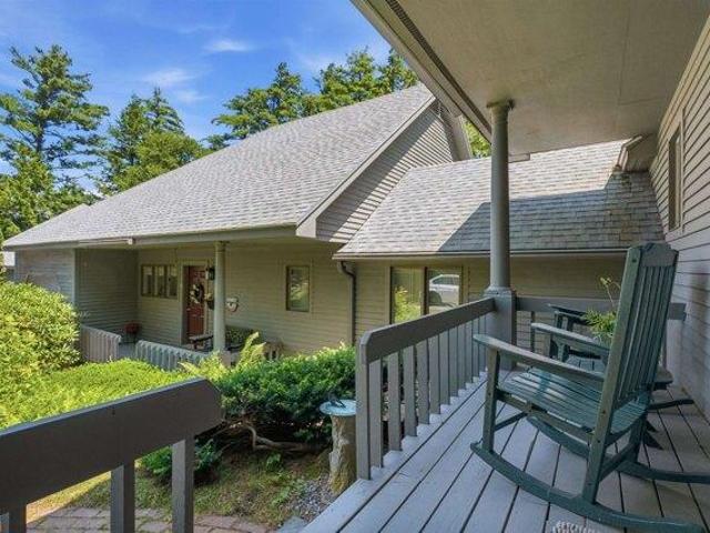 condo with 2 bedroom, Center Harbor NH ES104153526