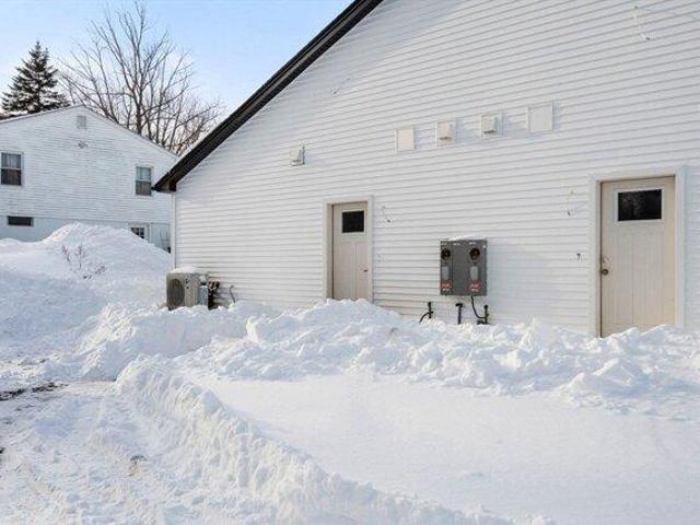 condo with 2 bedroom, Charlton MA DLS102728235