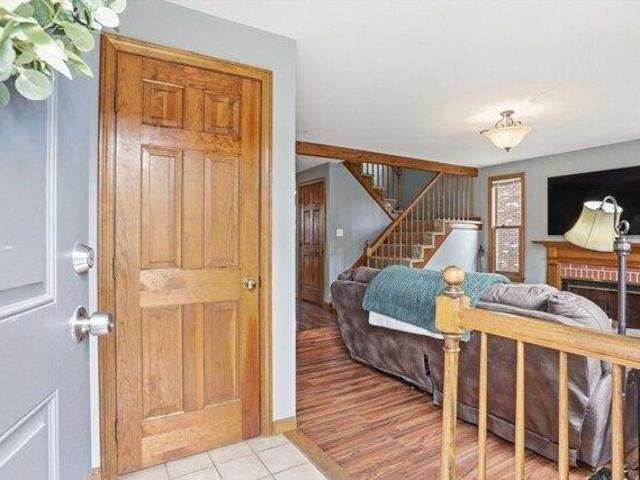 condo with 2 bedroom, Chelmsford MA DLS102119876
