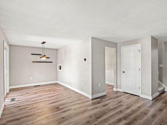 condo with 2 bedroom, Chelmsford MA DS104351948
