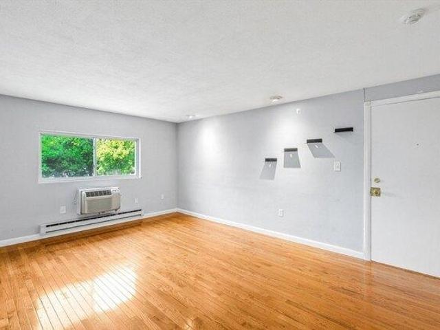 condo with 2 bedroom, Chelmsford MA DS103664926