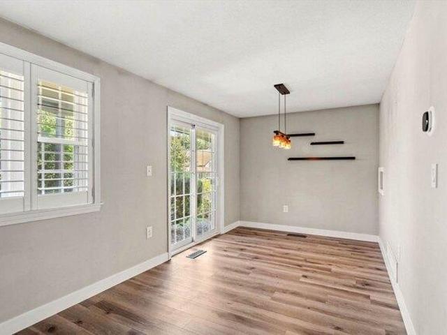 condo with 2 bedroom, Chelmsford MA ES104351948