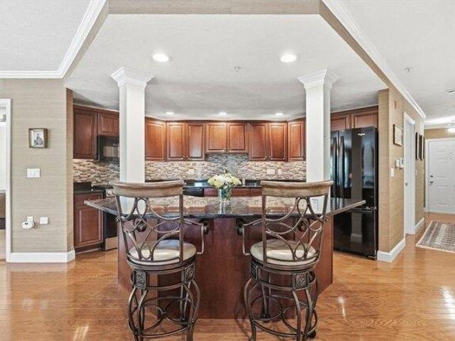 condo with 2 bedroom, Chelmsford MA ES104352902