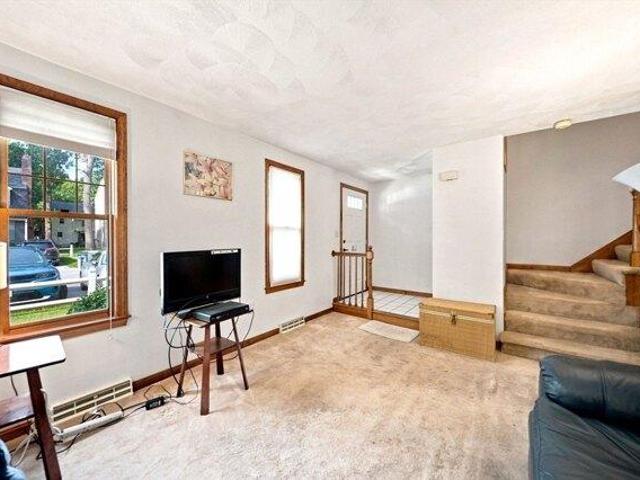 condo with 2 bedroom, Chelmsford MA ES105061450