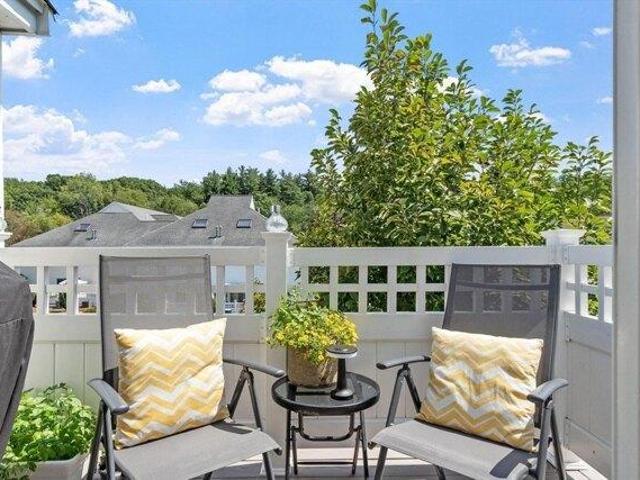 condo with 2 bedroom, Chelmsford MA ES105082599
