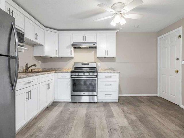 condo with 2 bedroom, Chelmsford MA ES105232984